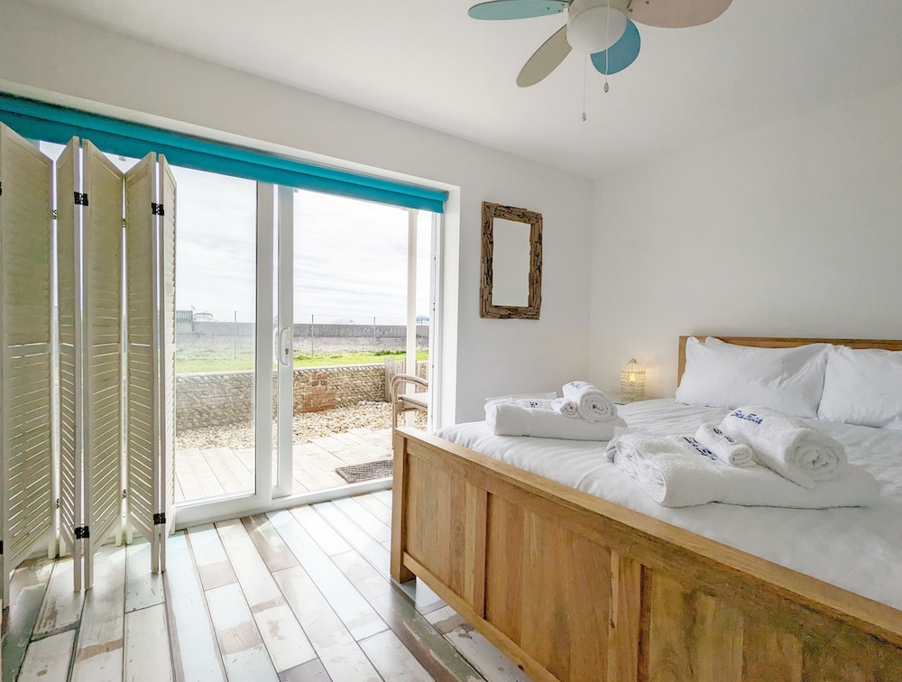 Sea Esta, Selsey - Sleeps 4 Guests In 1 Bedroom - Selsey