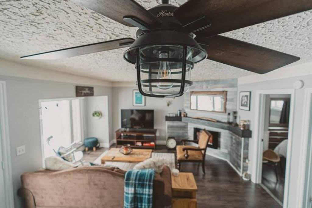 Erie Breeze Cottage, Right On Lake Erie, Epic Wine Route! - Kingsville