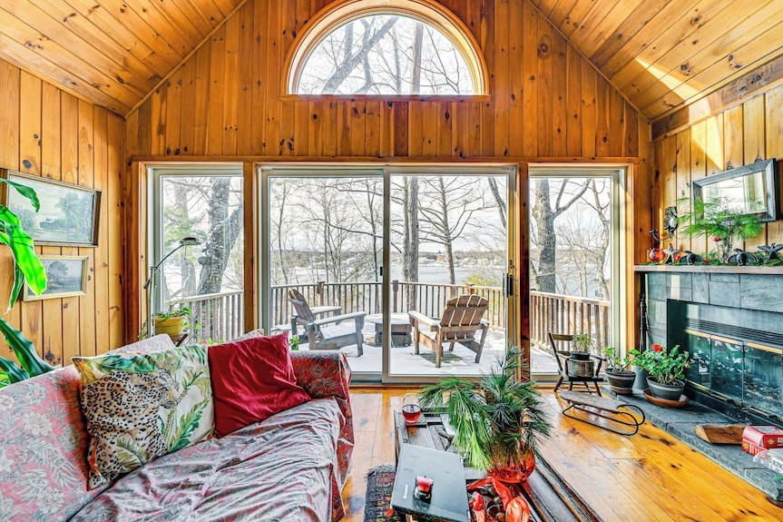 Swim, Fish & Explore! Lakefront Catskills Escape - Hudson, NY