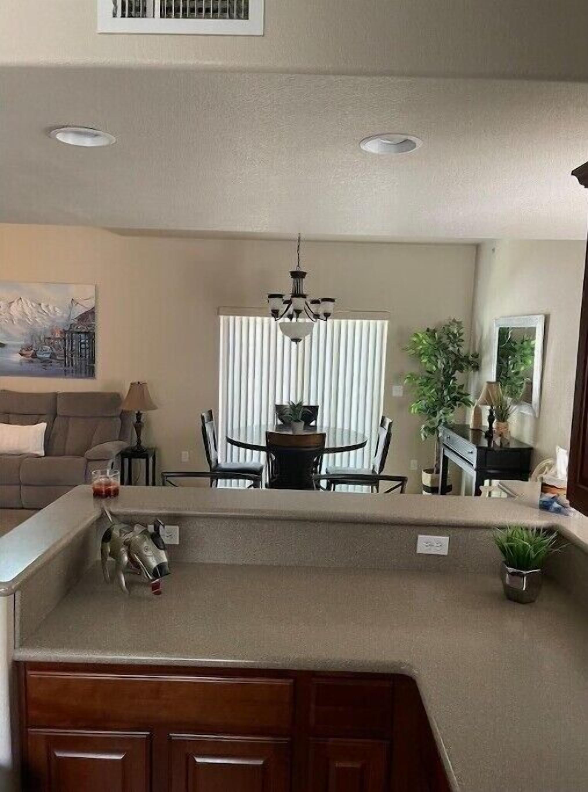 3 Bedroom, 2 Bath Home. Gated Community. - Bullhead City, AZ