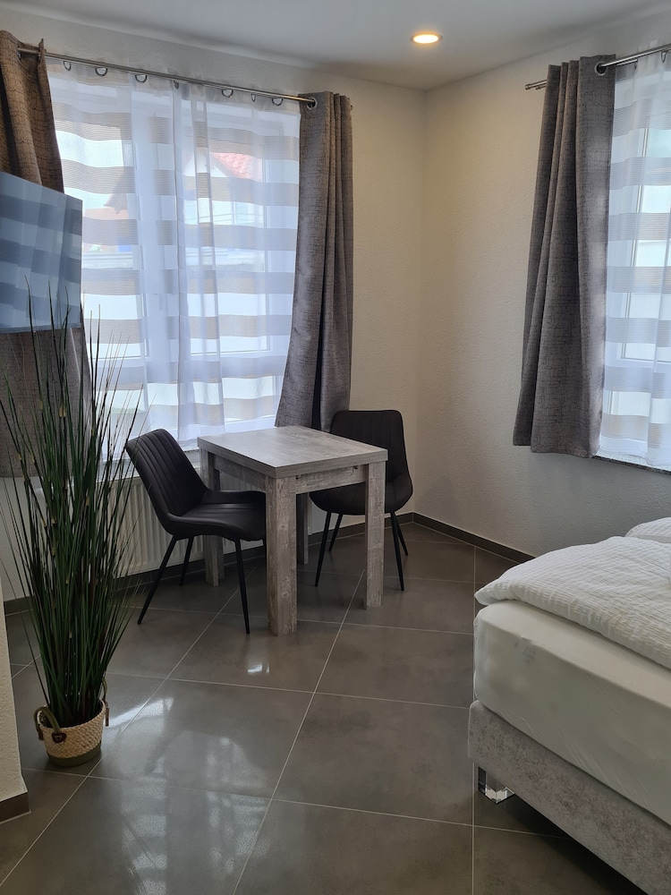 Wellandhome - 6 Rooms - Aalen