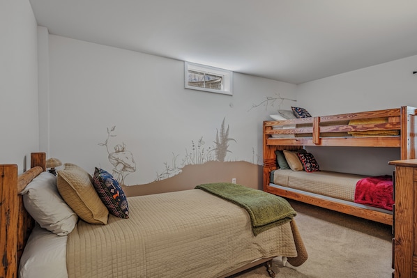 Cabine, várias camas (Serenity Seven - A Retro-Future Retre) | Com decoração personalizada, Wi-fi grátis, roupa de cama fornecida