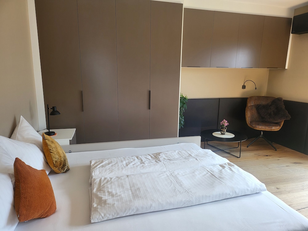Holiday Apartment "Levita Living Anima" With Mountain View, Private Terrace & Wi-fi - Merano