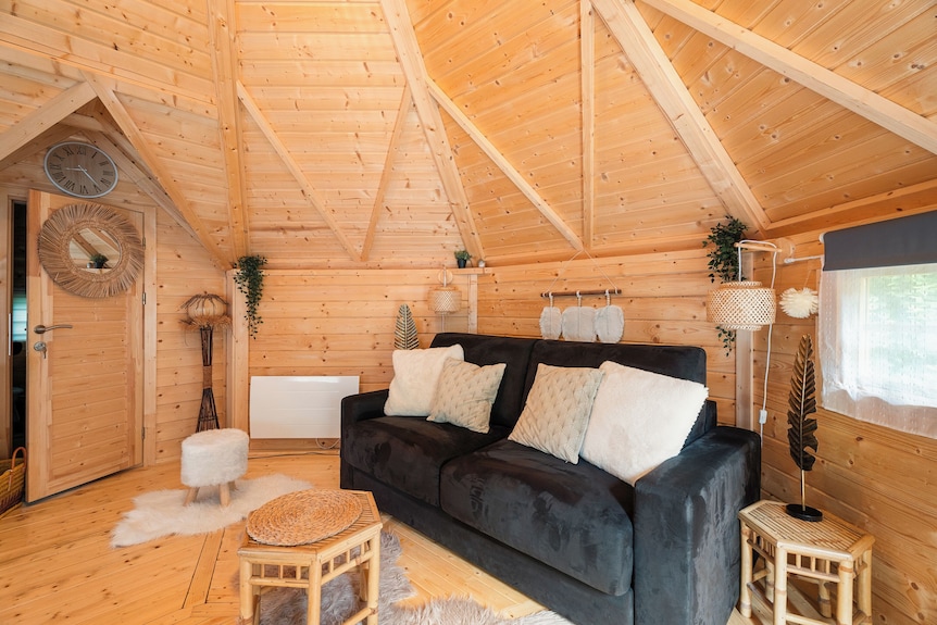 Chalet 'Gite Petite Chaumière Kota Finland' Avec Terrasse Privée, Jardin Privé Et Climatisation - Côtes-d'Armor