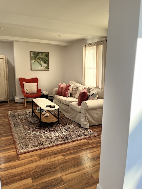 Cozy 1-bedroom Apartment, Water Views In Wonderful New Haven With Wifi, Ac - New Haven, CT