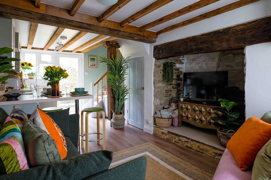 Cotswolds Cozy Cottage Retreat - Pet Friendly - Witney