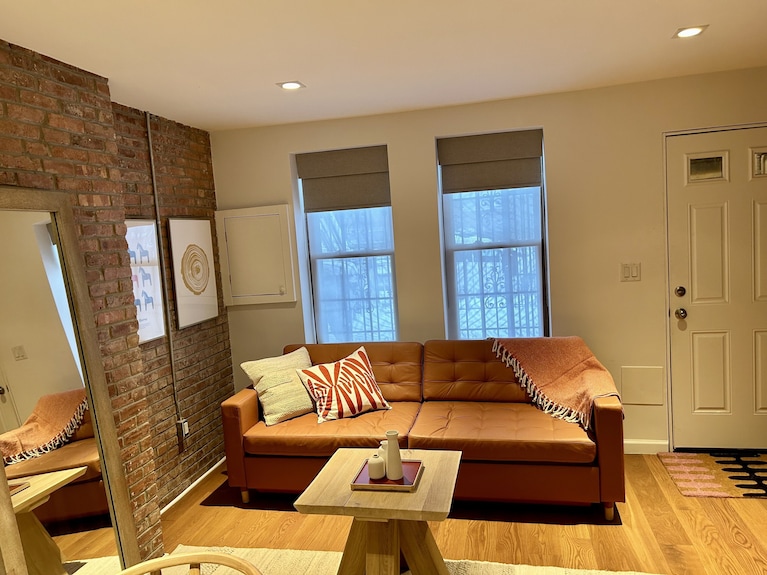 Stylish Stay ~20 Min From Manhattan, Newark Airport, Metlife Stadium - Jersey