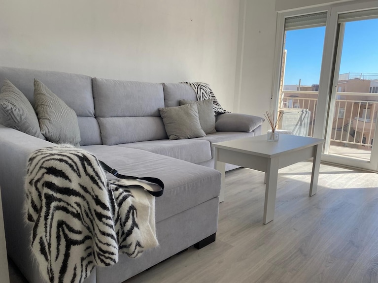 Gemütliche Wohnung Für 4-6 Personen 100m Vom Strand Entfernt - Torrevieja