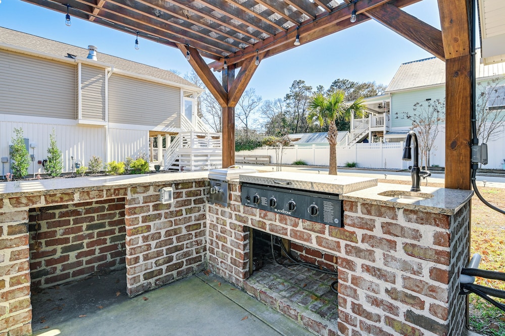 Idyllic Murrells Inlet Home < 1 Mi To Marsh Walk - Murrells Inlet, SC