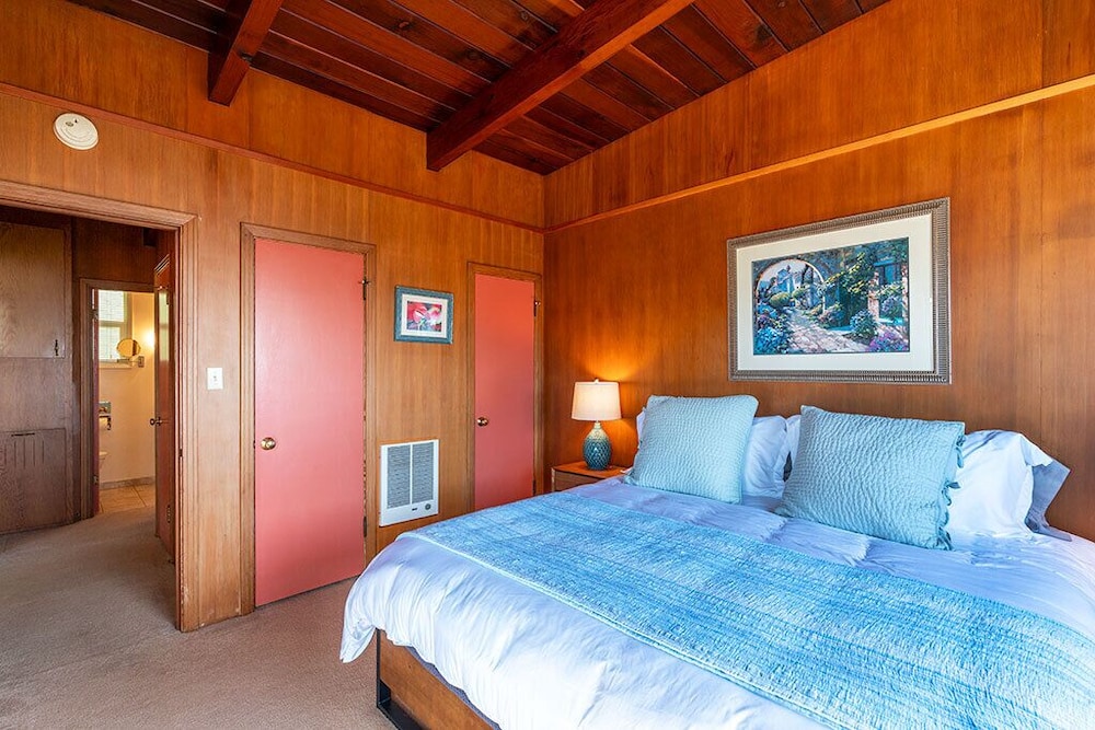 The Sandpiper - Great Location W/ Magical Ocean Views & Dog Friendly! - Trinidad, CA