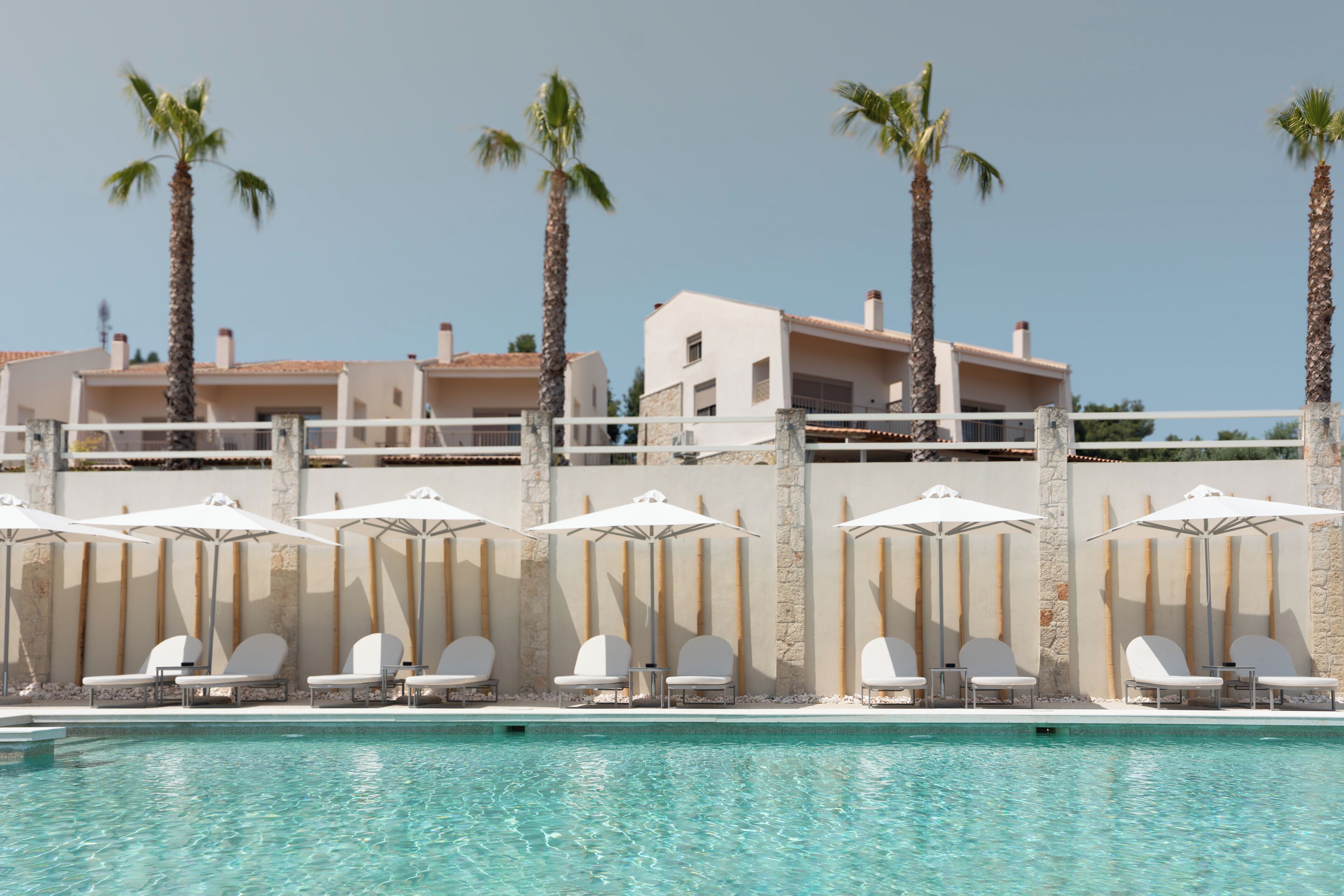 Piscina exterior sazonal 