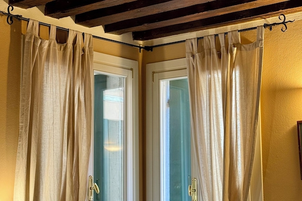Quarto conforto, vista para o pátio | 1 quarto, roupas de cama premium, frigobar, cofres nos quartos