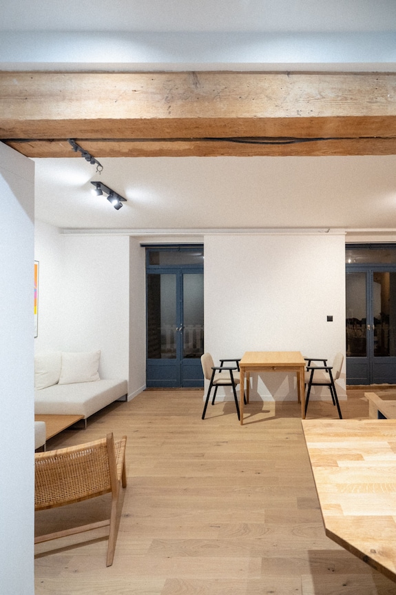 Stunning Views Of Swiss Alps In This Contemporary And Stylish Apartment. - Canton de Vaud