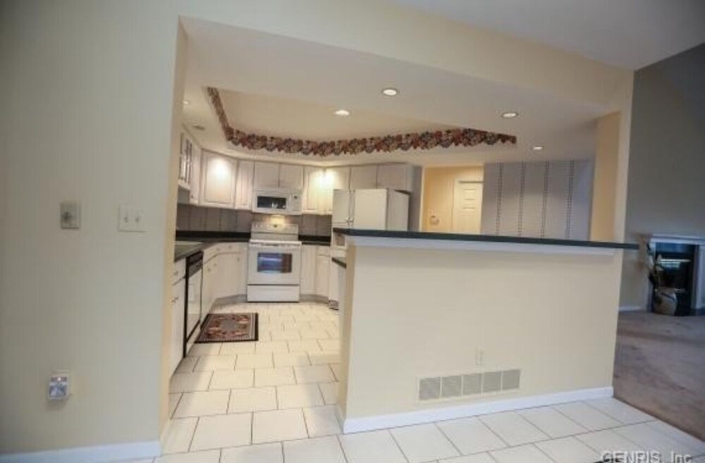 Come to Webster, NY for the ECLIPSE! Cozy 2-bedroom condo in welcoming ...