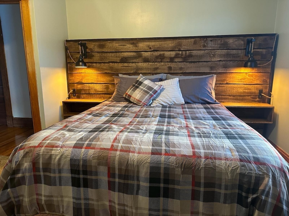 Glenn’s Place, Farmhouse, Remsen, Ny Foothills Of The Adirondack’s - ニューヨーク州