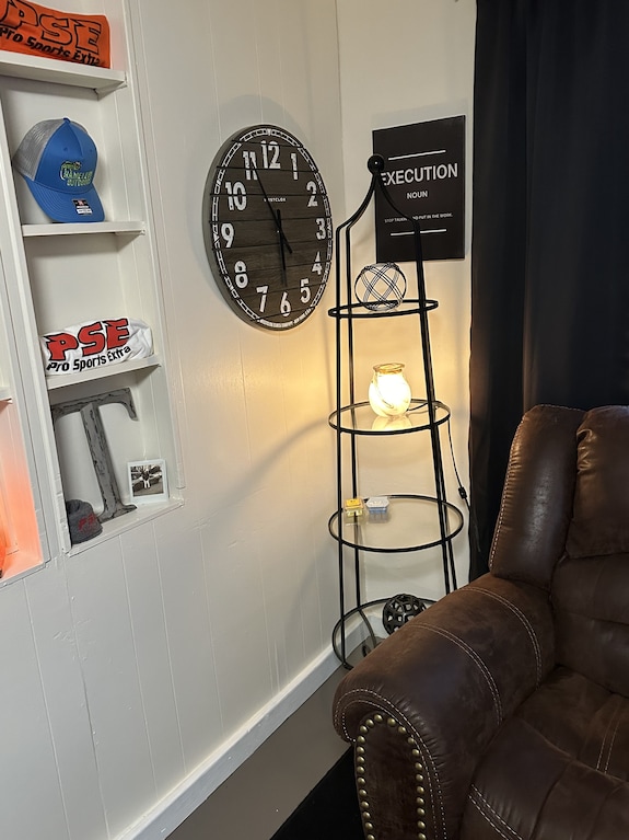 The Black House - 3 Beds - 2 Bed Rooms - ~ Close To Snowmobile Trail! - Michigan