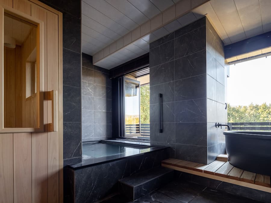 Quarto Deluxe, não fumadores (Terrace suite. BOU) | Edredões de penas, minibar grátis, cofre no quarto