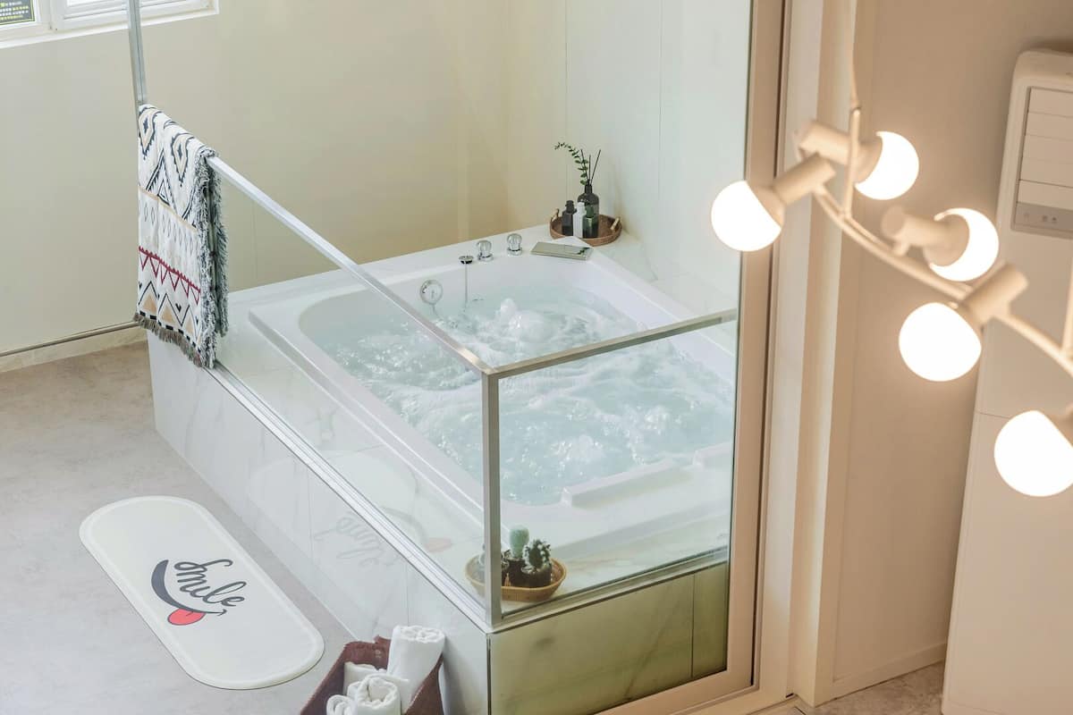 Quarto básico, 1 quarto (A 202 (Spa,BBQ)) | 1 quarto, Wi-Fi de cortesia