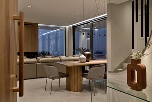 Vila superluxo, vista para o mar | Área de estar | TV de tela plana