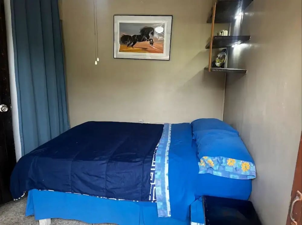 Habitación Amueblada Baño/entrada Independiente - Costa Dorada