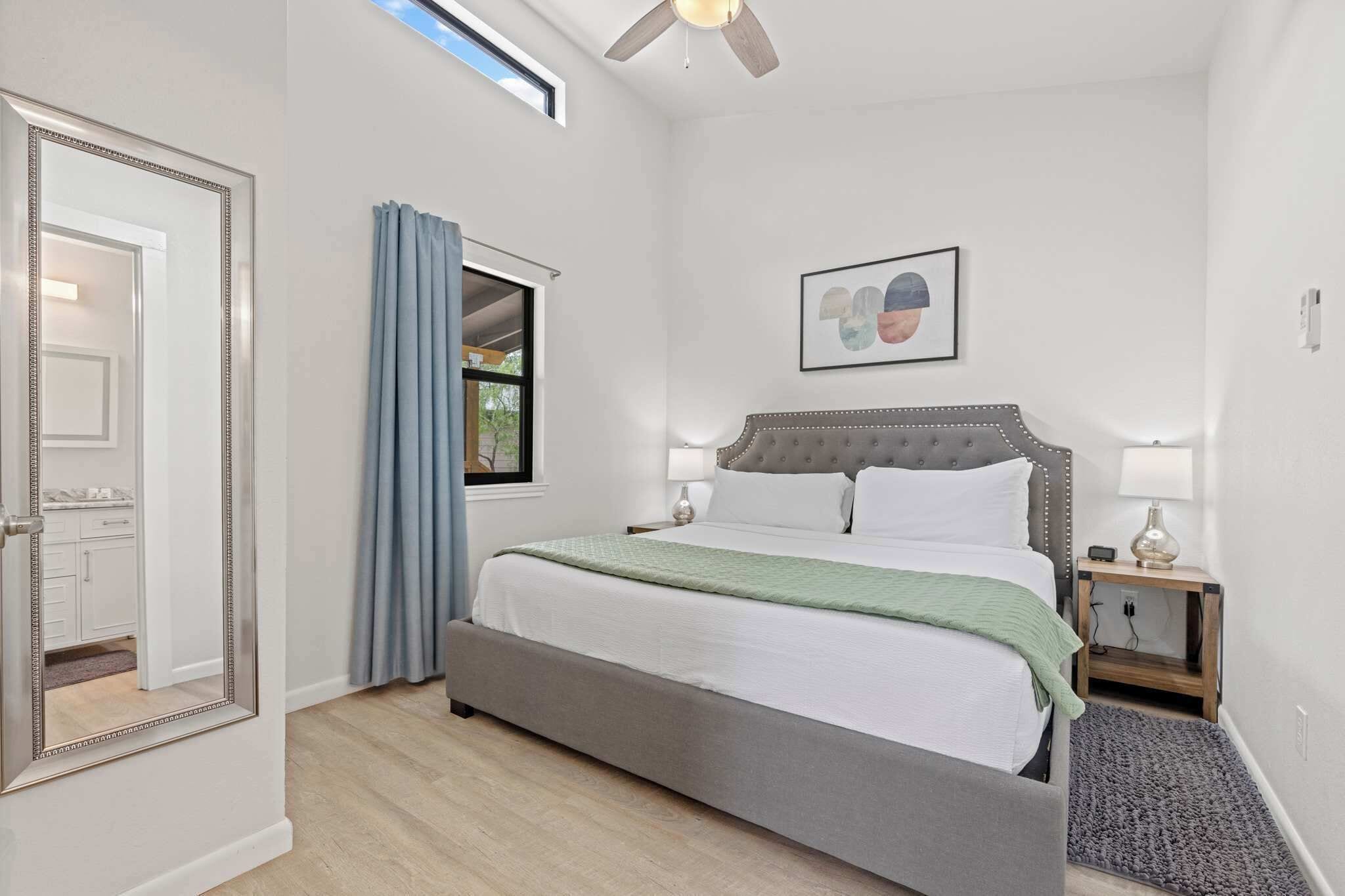 Casa de Campo, 1 cama king-size e sofá-cama, banheira de hidromassagem grande, vista para o rio | 1 quarto, com decoração personalizada, com mobília individualizada 