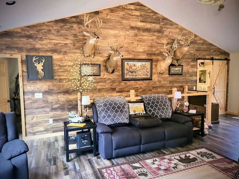 Fiddlers Cabin - Virginia