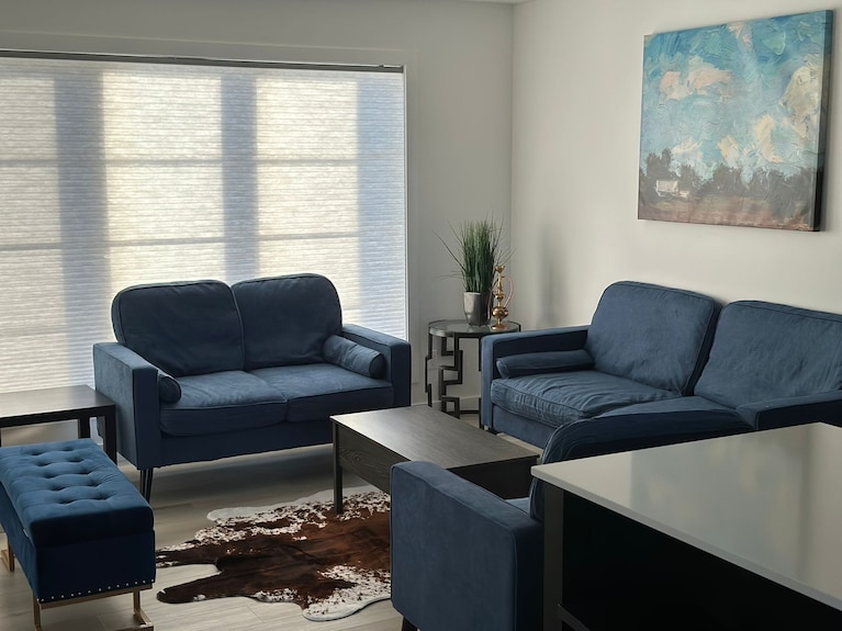 Modern New Townhouse - 紅鹿市