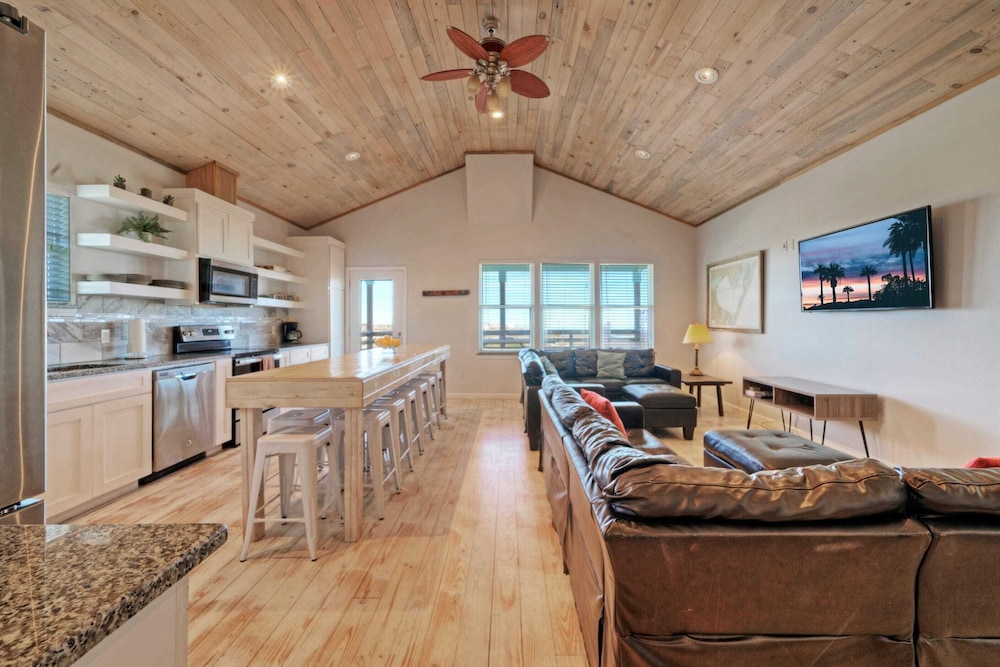 6bdr Bay Haven W/ Shared Waterfront Pool + Boat Dock Keeper Trout By Avantstay - Corpus Christi, TX