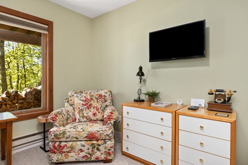 Majestic Mtn Cabin W Sunset View & Quick Hiking Access - Virginia