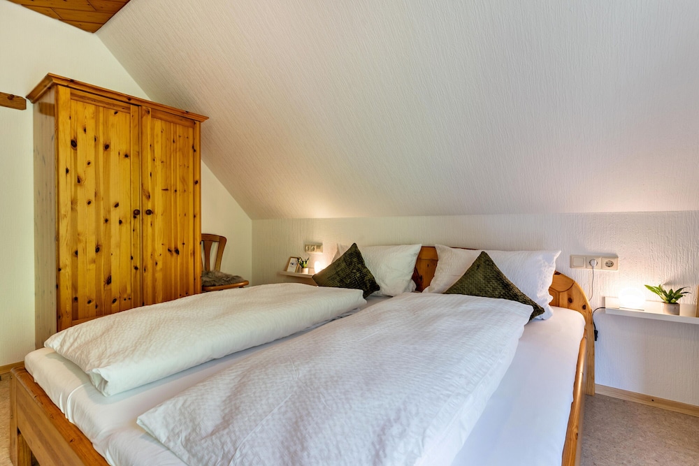 Ferienwohnung Abendsonne, 45 Qm, 2 Schafzimmer, Max. 4 Personen - Steinach