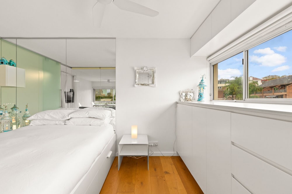 Cosy 1-bed With Swimming Pool Facing Opera House - Randwick