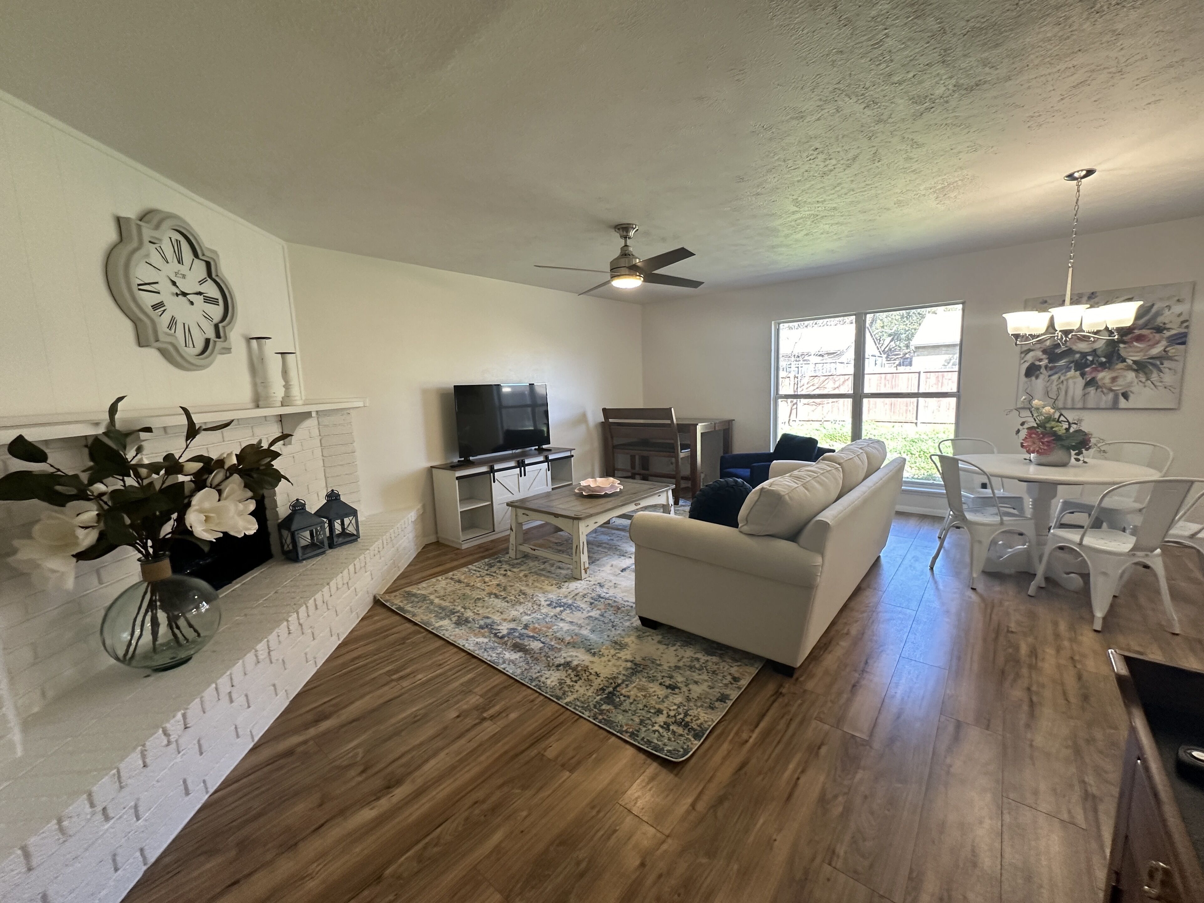 Cozy 3-bedroom House With Wifi And Ac In Enjoyable Allen No Chores - Allen, TX