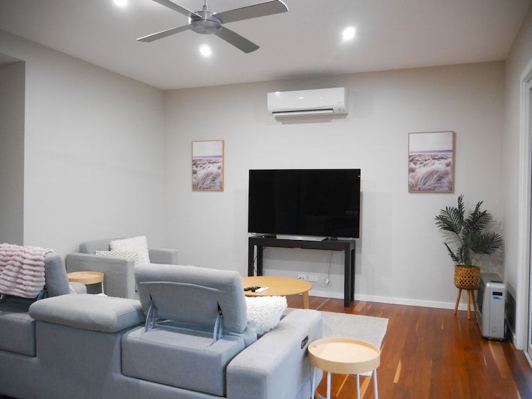 Luxury 2 Story Home In Yowie Bay. Close To Sydney Cbd & Cronulla Beach - Sydney