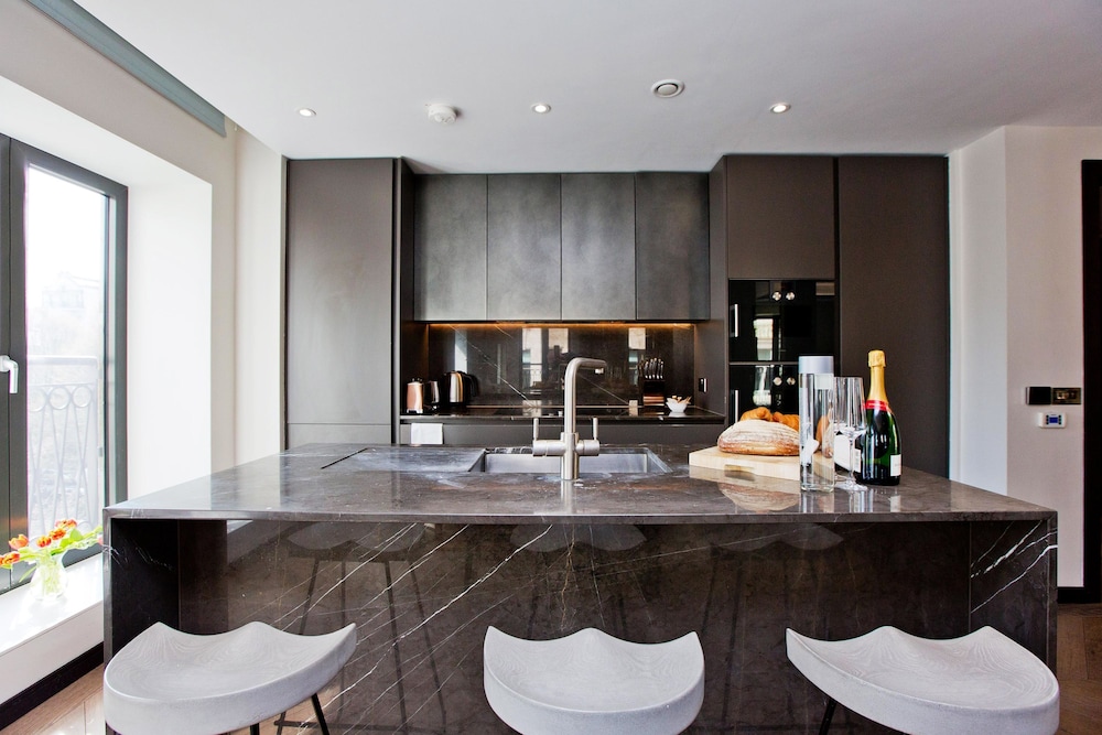 3-bed Deluxe Apt 413 - Bloomsbury