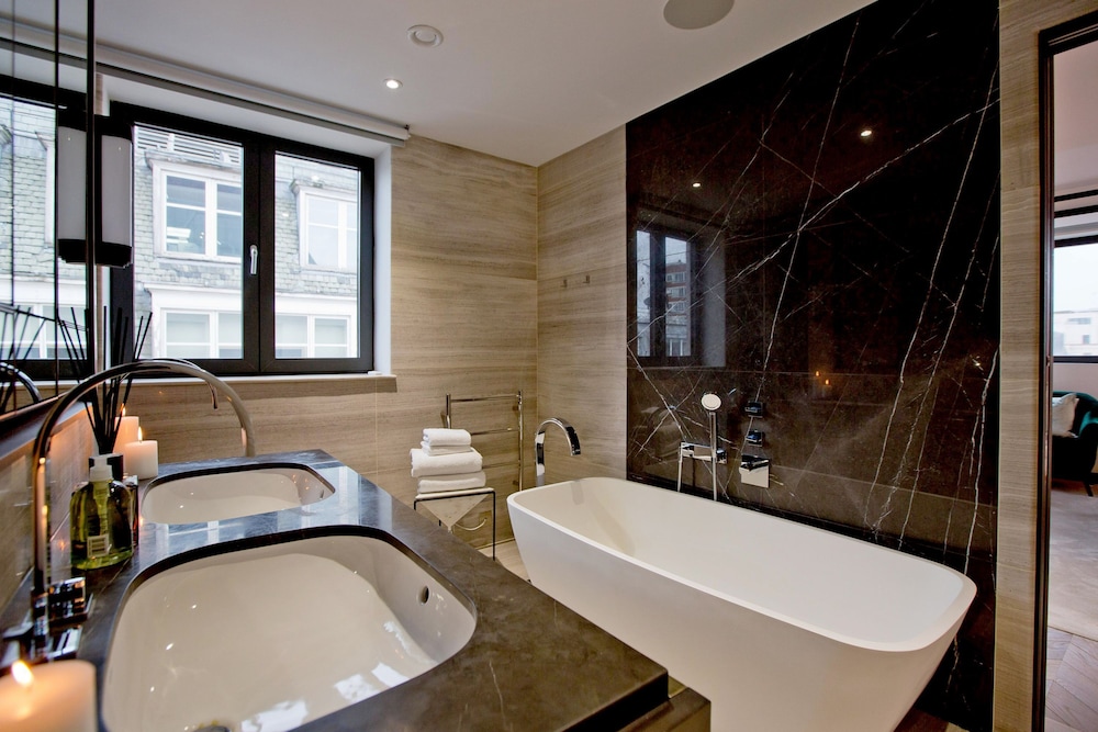 3-bed Rooftop Penthouse - Londra