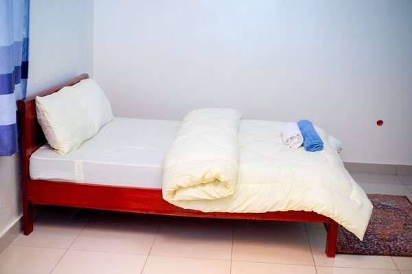 Inviting 6-bedrooms Apartment In Kigali - Kigali