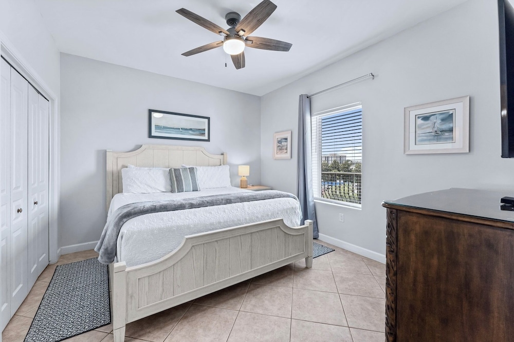 Gulf Views - Beach Chair Service - Zero Entry Pool + Hot Tub - Beach Resort 403 - Miramar Beach, FL