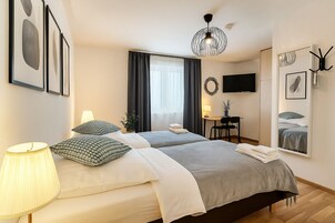 Quarto Duplo ou Twin Básico, 2 camas individuais, não fumadores | Cofre no quarto, secretária, Wi-fi grátis 