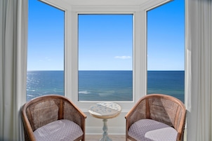 Condo, várias camas (Emerald Beach 2325) | Parte interna