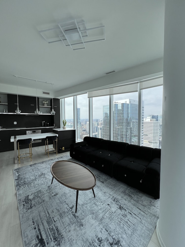 Adastay Suites Toronto - Mississauga