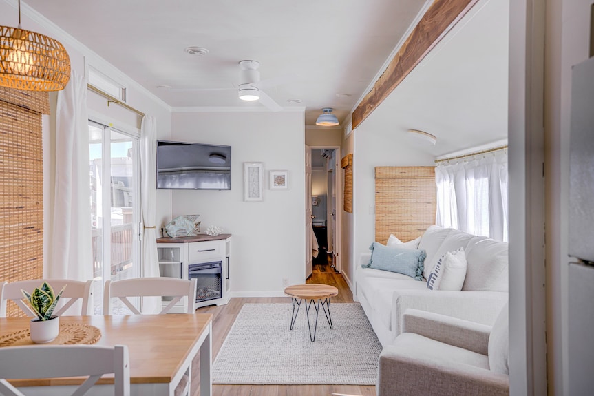 The Best Of Bay And Beach! Bungalow Bay, Sandbridge Beach, Virginia - バージニア州