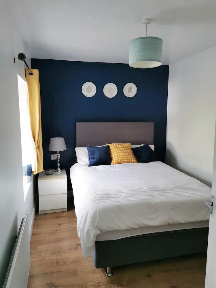 Teach Condy's Cottage Nestled At The Bottom Of Sliabh Liag Cliffs, Co. Donegal - County Donegal
