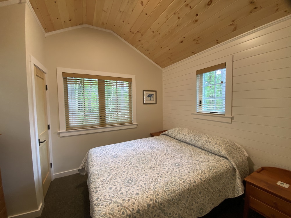 The Pines At Center Harbor - Moultonborough, NH