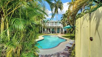 Casa, várias camas (The Blue Pearl 2bd 2br Private Pool ) | Piscina