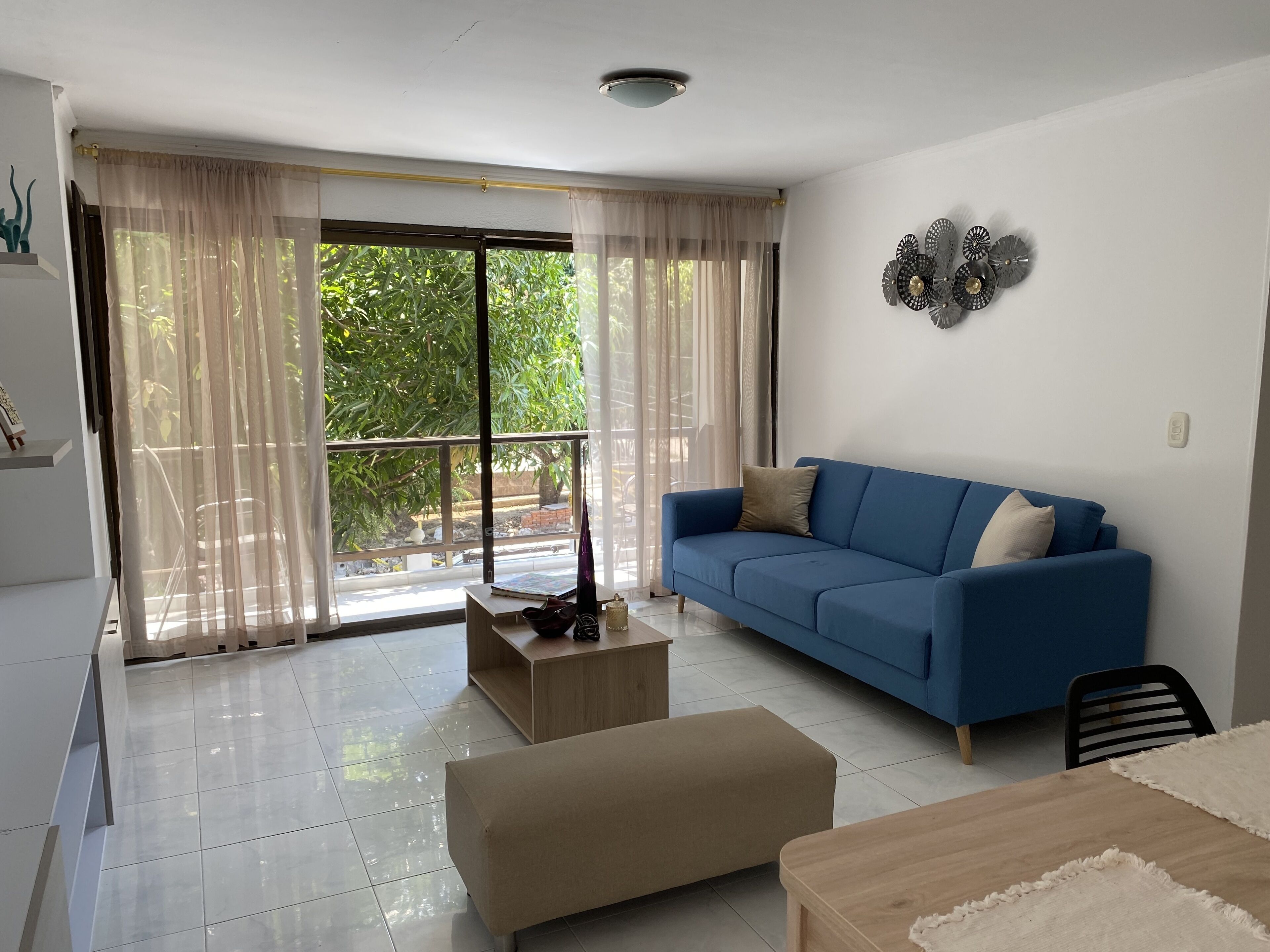 Apartamento Amplio, Tranquilo , Cómodo Y Seguro A 5 Min De Cc Buenavista, Viva - Barranquilla