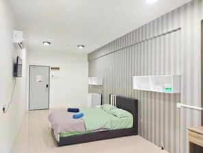 Quarto Duplo | 1 quarto, secretária, secretária adequada para computadores portáteis