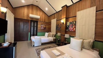 Quarto premier | 1 quarto, frigobar, cofres nos quartos, individualmente decorados