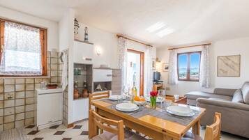 Apartamento família, vários quartos (La Lampara House) | Opções para refeição