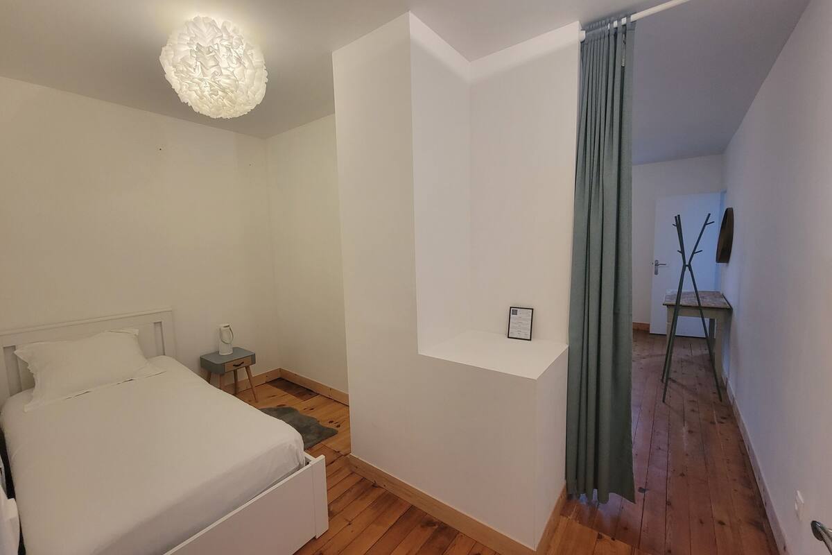 Suite Familiar, casa de banho privativa, vista para o jardim (La Sucrerie - Sugar & Co) | Wi-fi grátis, com decoração personalizada, com mobília individualizada 