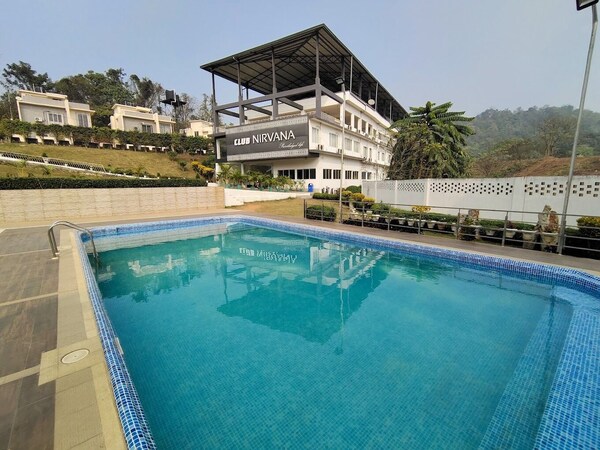 Club Nirvana Boutique Resort Pure-veg - Assam
